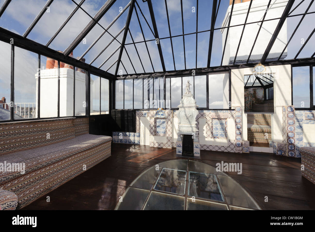 Hauteville house victor hugos house hi-res stock photography and images ...