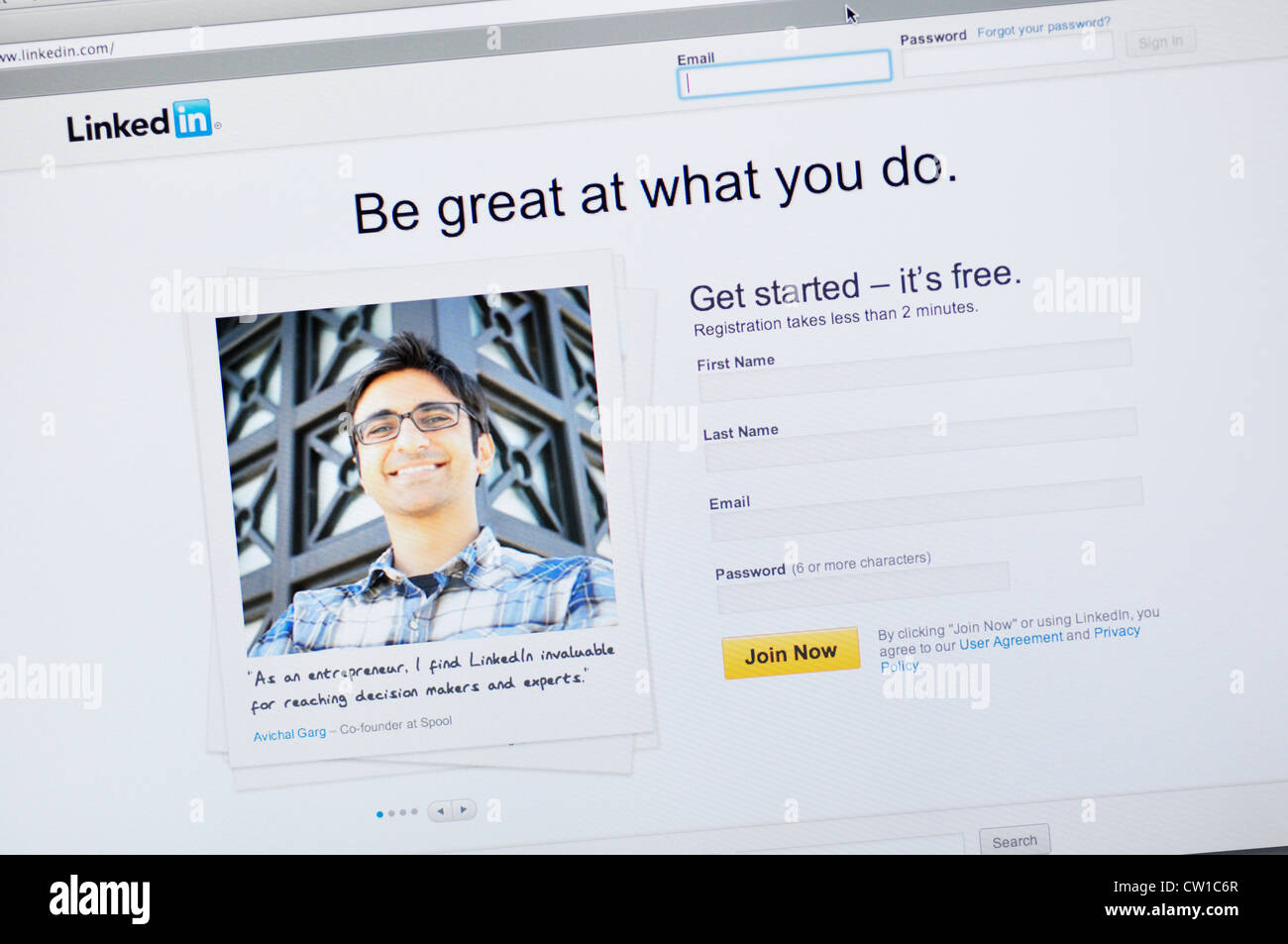 Linkedin website online screenshot screen hi-res stock photography and ...