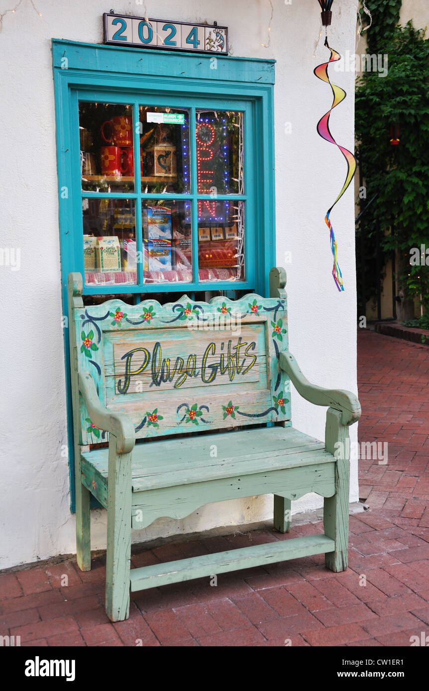 Albuquerque souvenir shop souvenirs new mexico hi-res stock photography ...