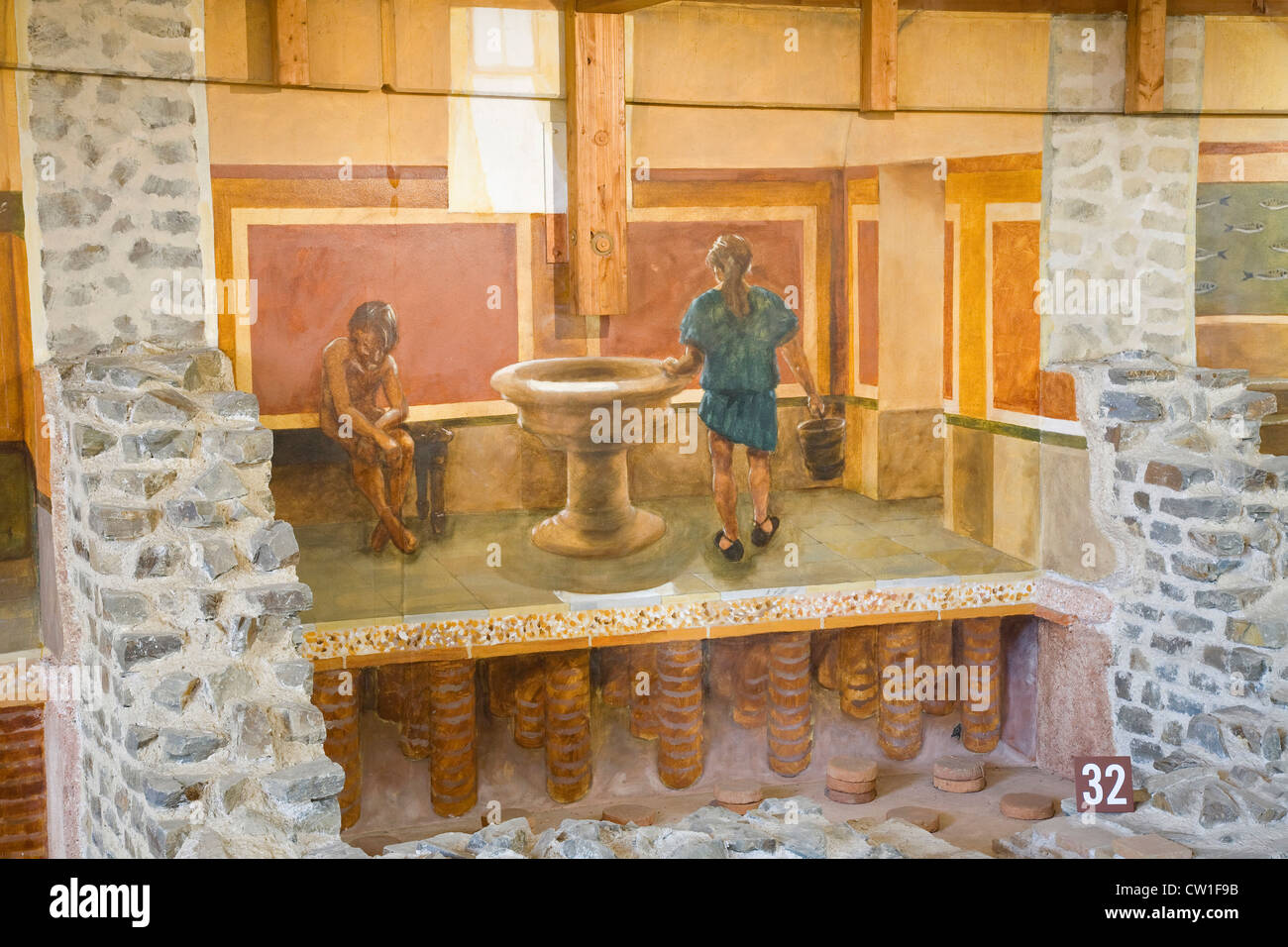 Roman bathing fresco hi-res stock photography and images - Alamy