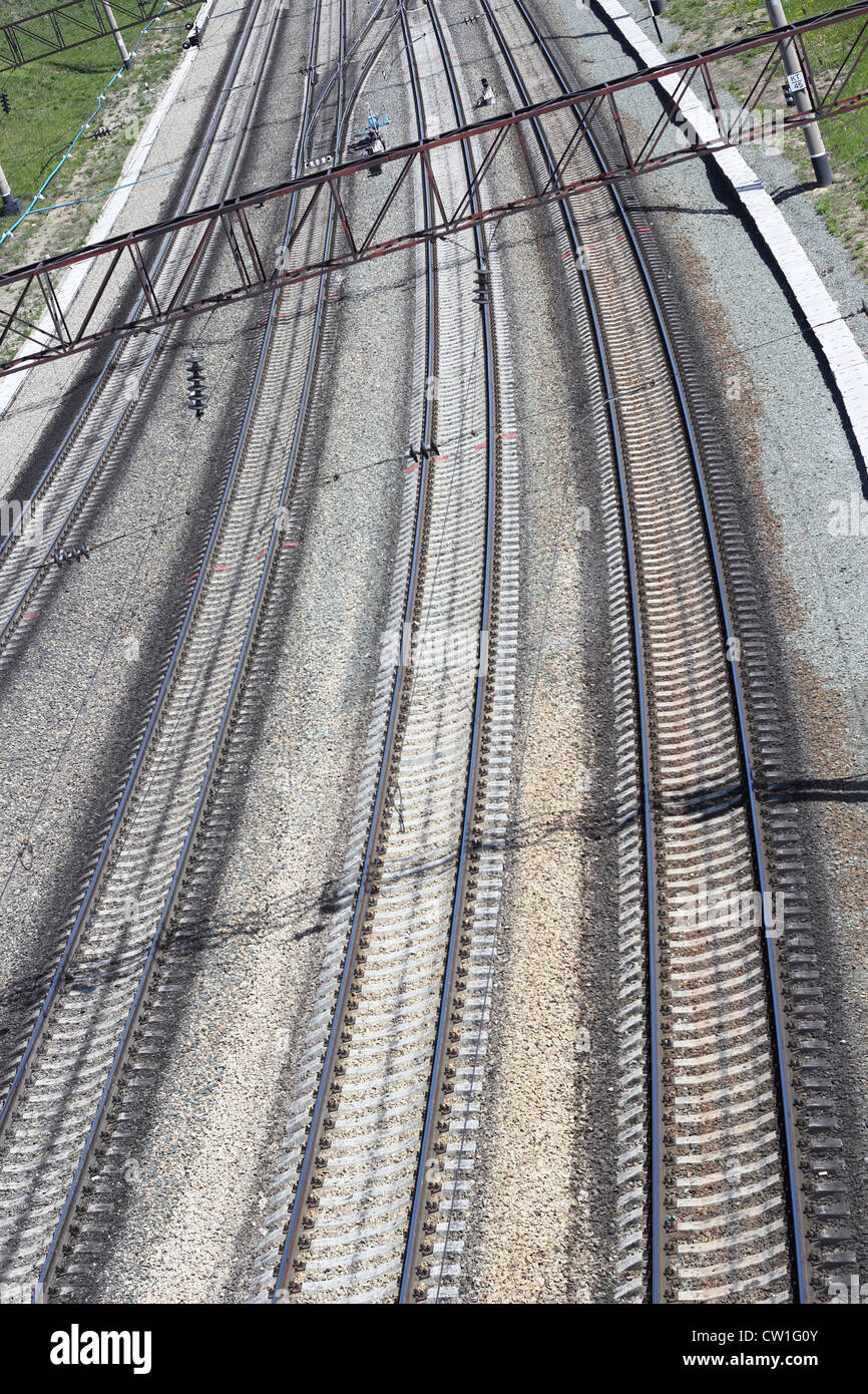 Railway lines and slip switch at the entrance to the station Stock ...