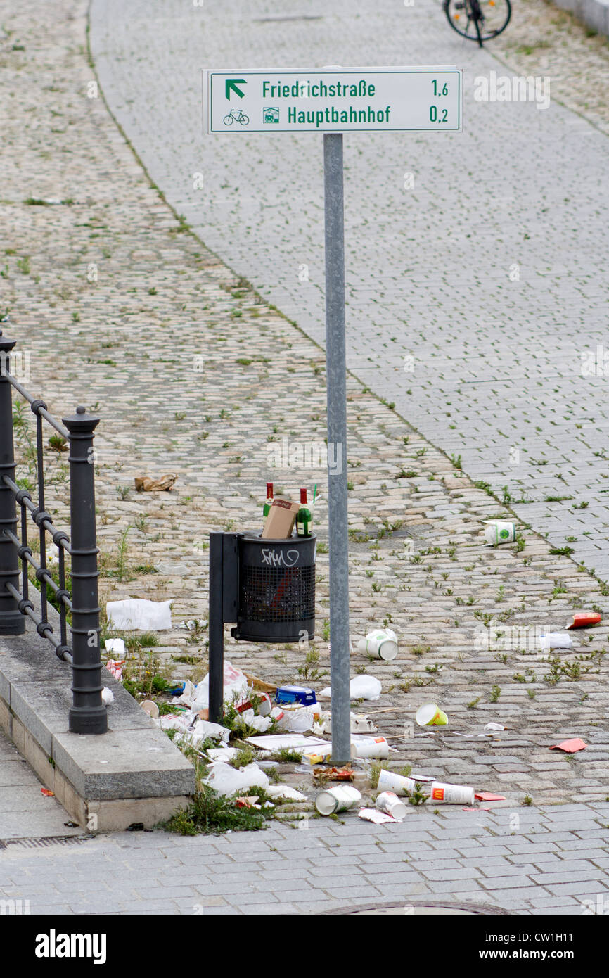 Trash in the street. Berlin. Germany Stock Photo - Alamy