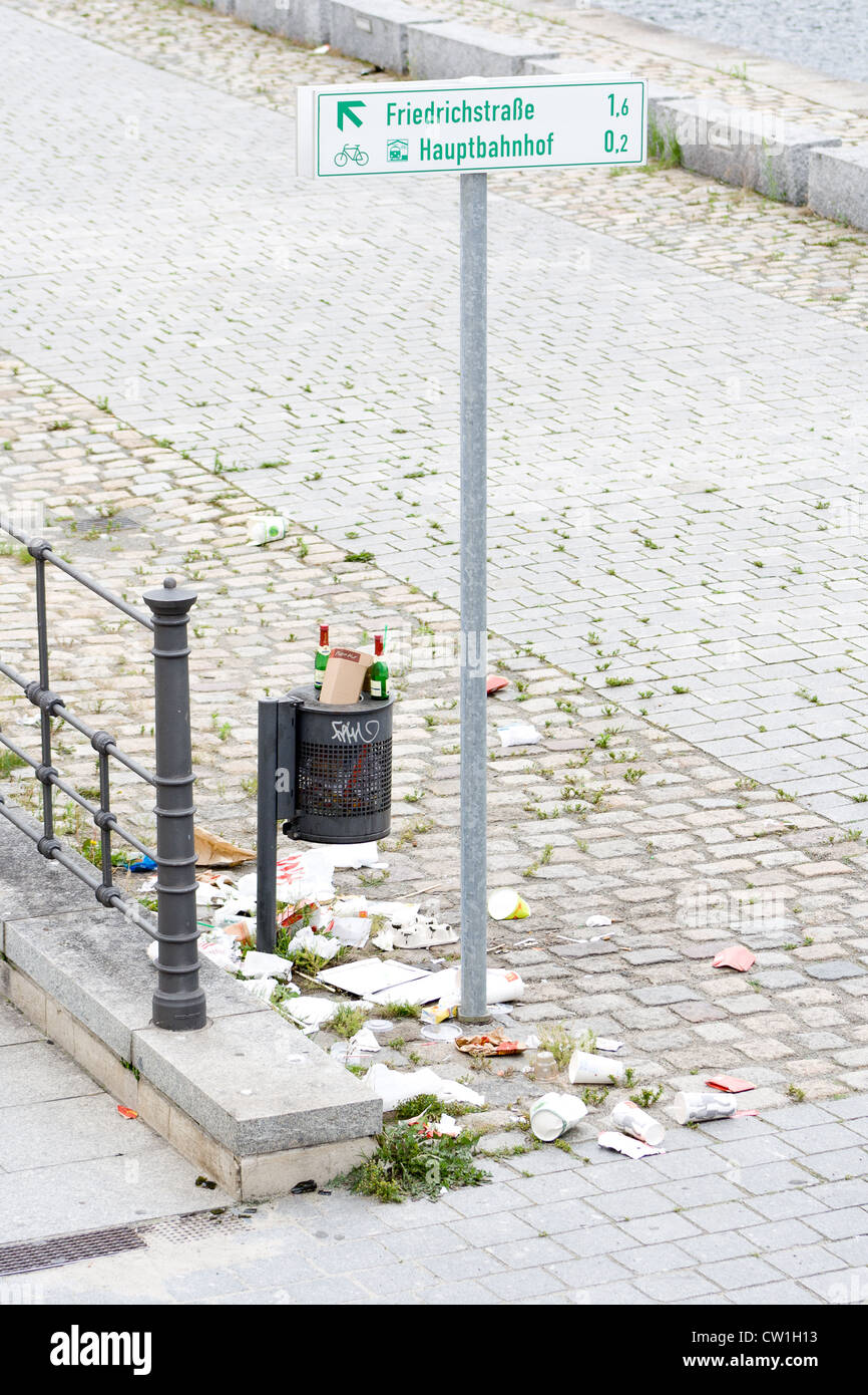 Trash in the street. Berlin. Germany Stock Photo - Alamy
