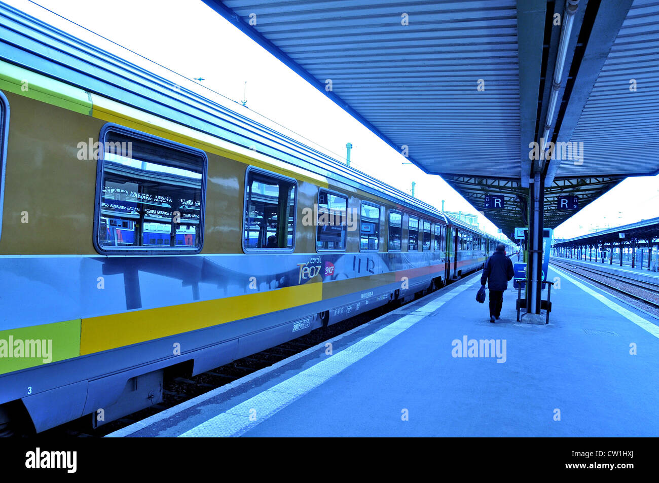 Teoz Coral train in Lyon railway station Paris France Stock Photo - Alamy