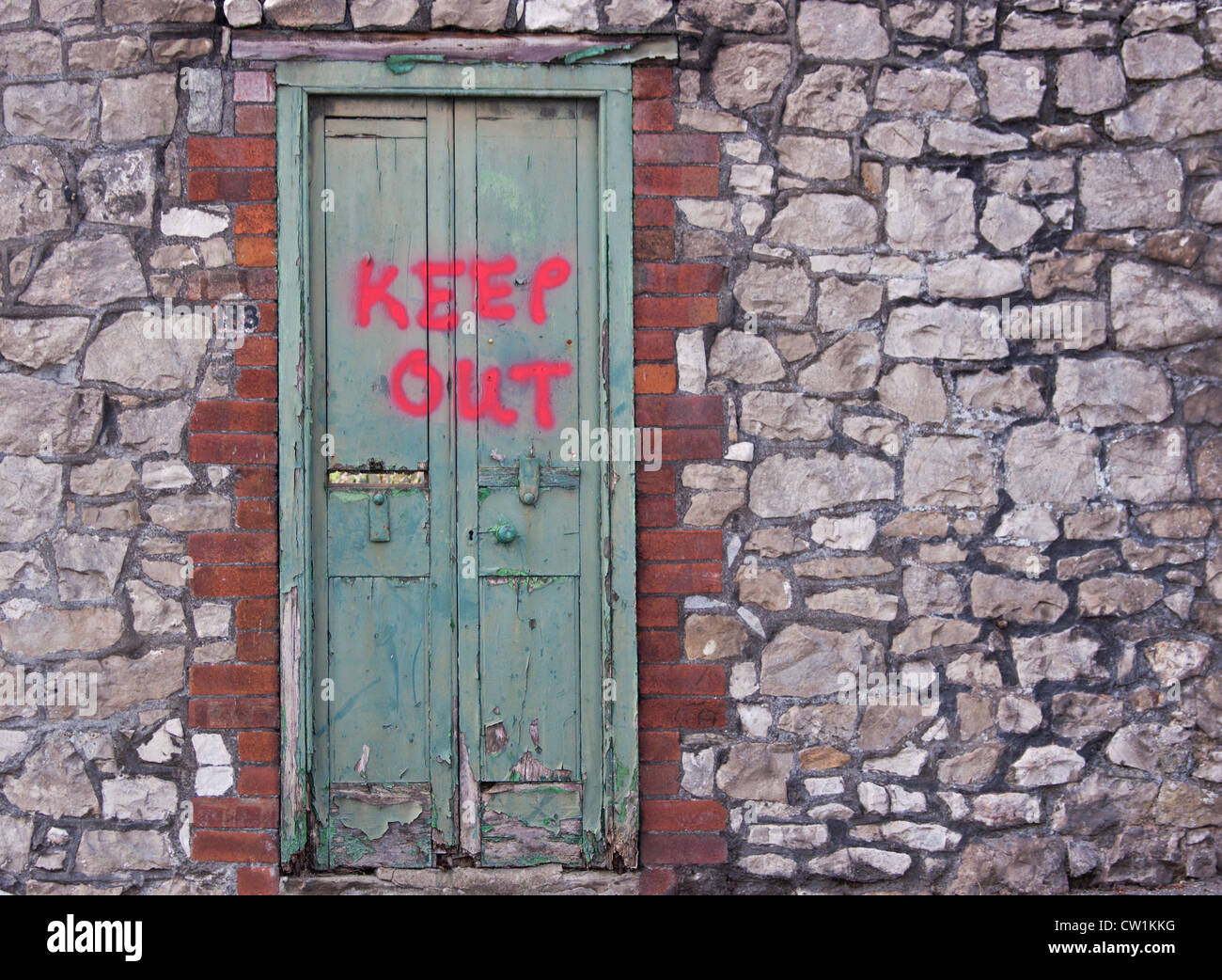 Keep out sign door hi-res stock photography and images - Alamy