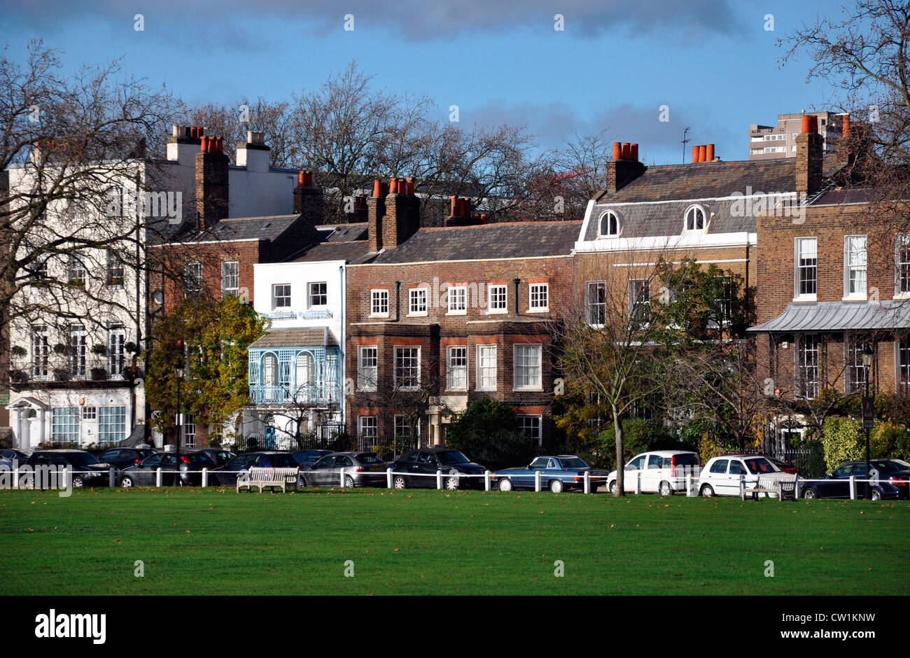 Kew green uk hi-res stock photography and images - Alamy