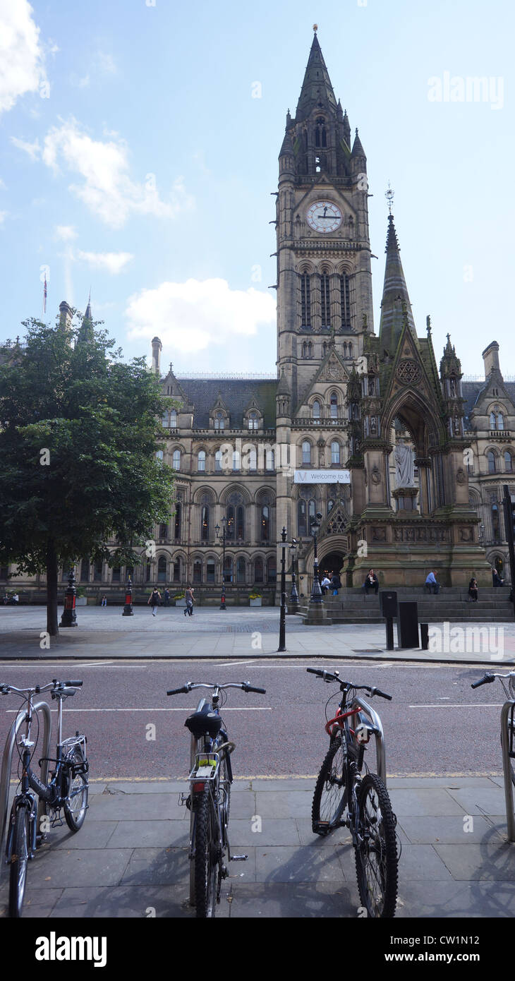 Town Hall, Albert Square, Manchester City Centre Stock Photo - Alamy