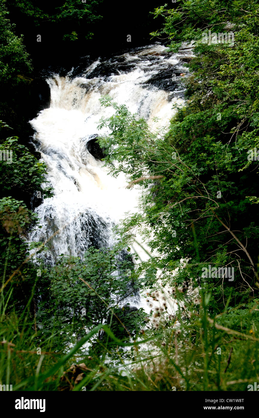 Reekie Linn Waterfall Stock Photo - Alamy