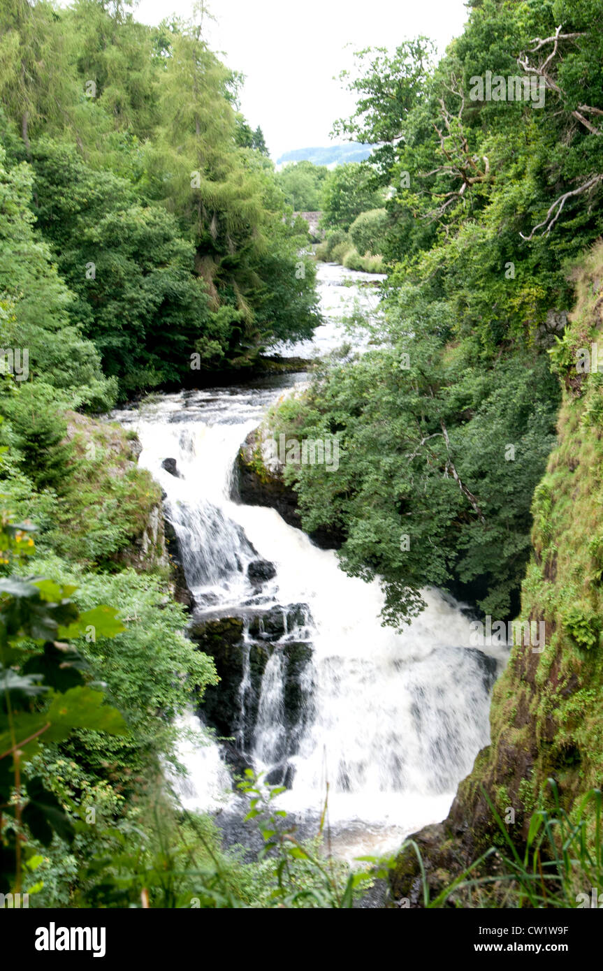 Reekie Linn Waterfall Stock Photo - Alamy