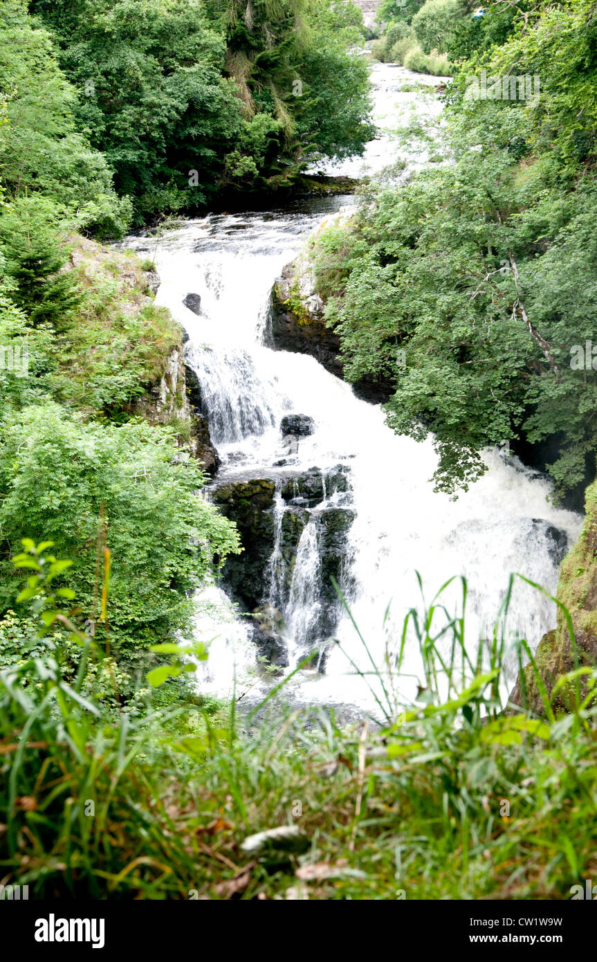 Reekie Linn Waterfall Stock Photo - Alamy