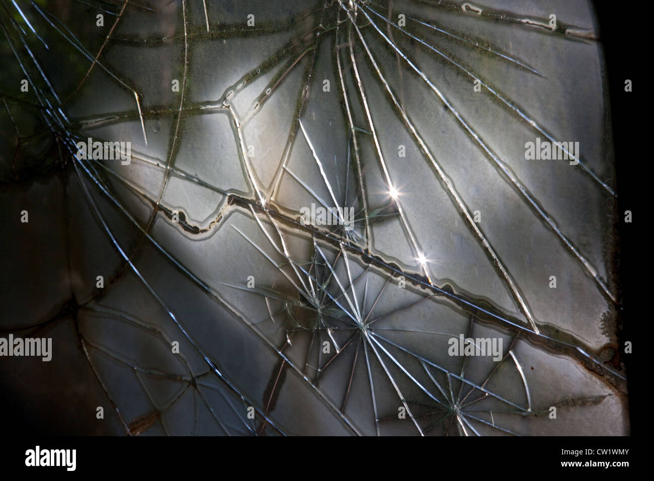 Broken glass pattern hi-res stock photography and images - Alamy