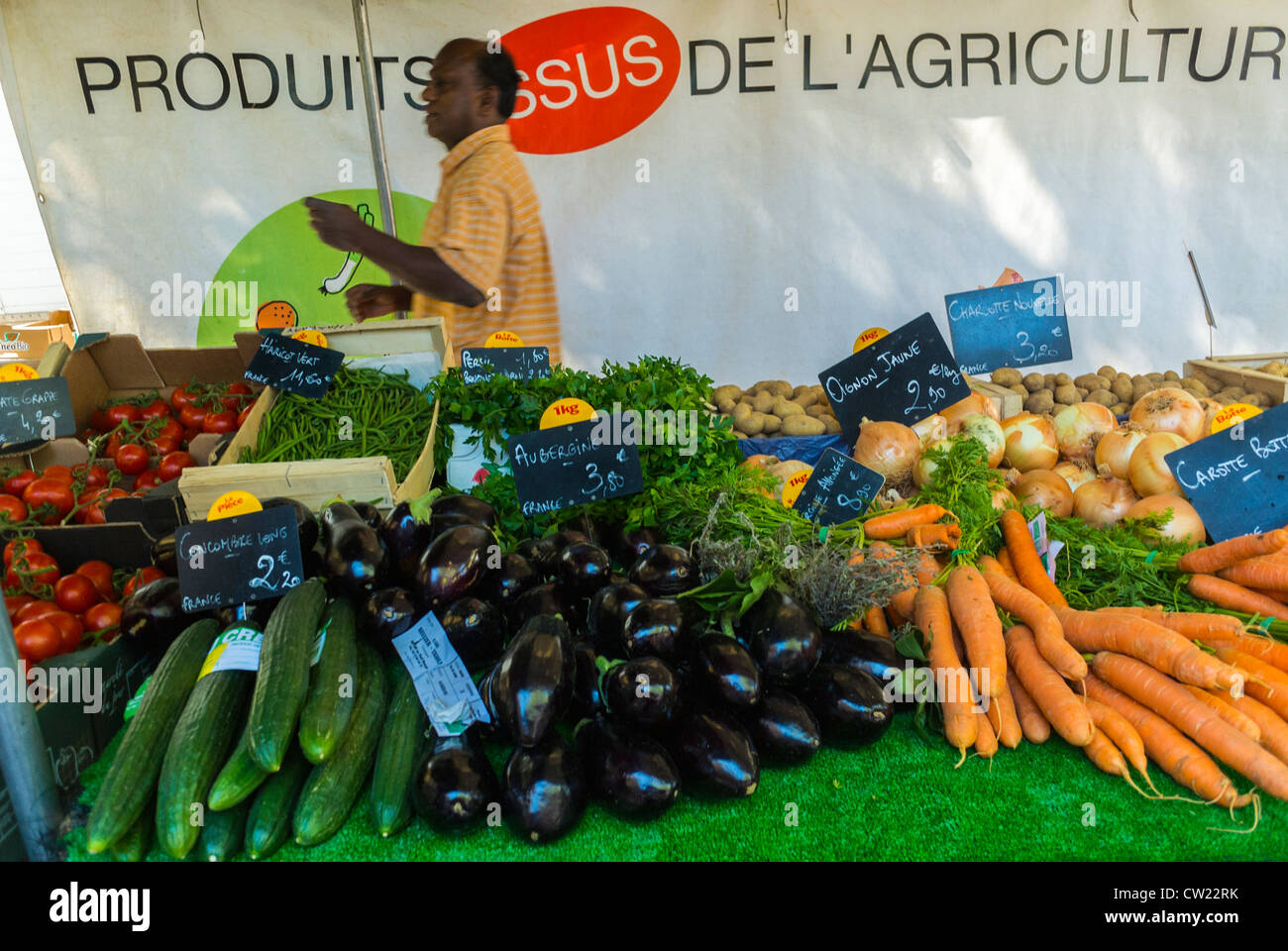Paris, France, Man Working at organic Food Stall, in Outdoor French ...