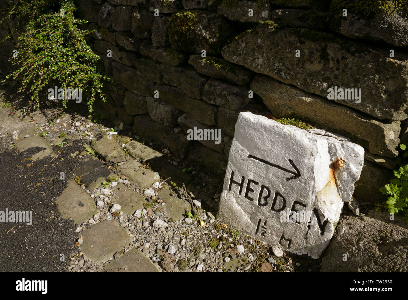 Stone milepost hi-res stock photography and images - Alamy