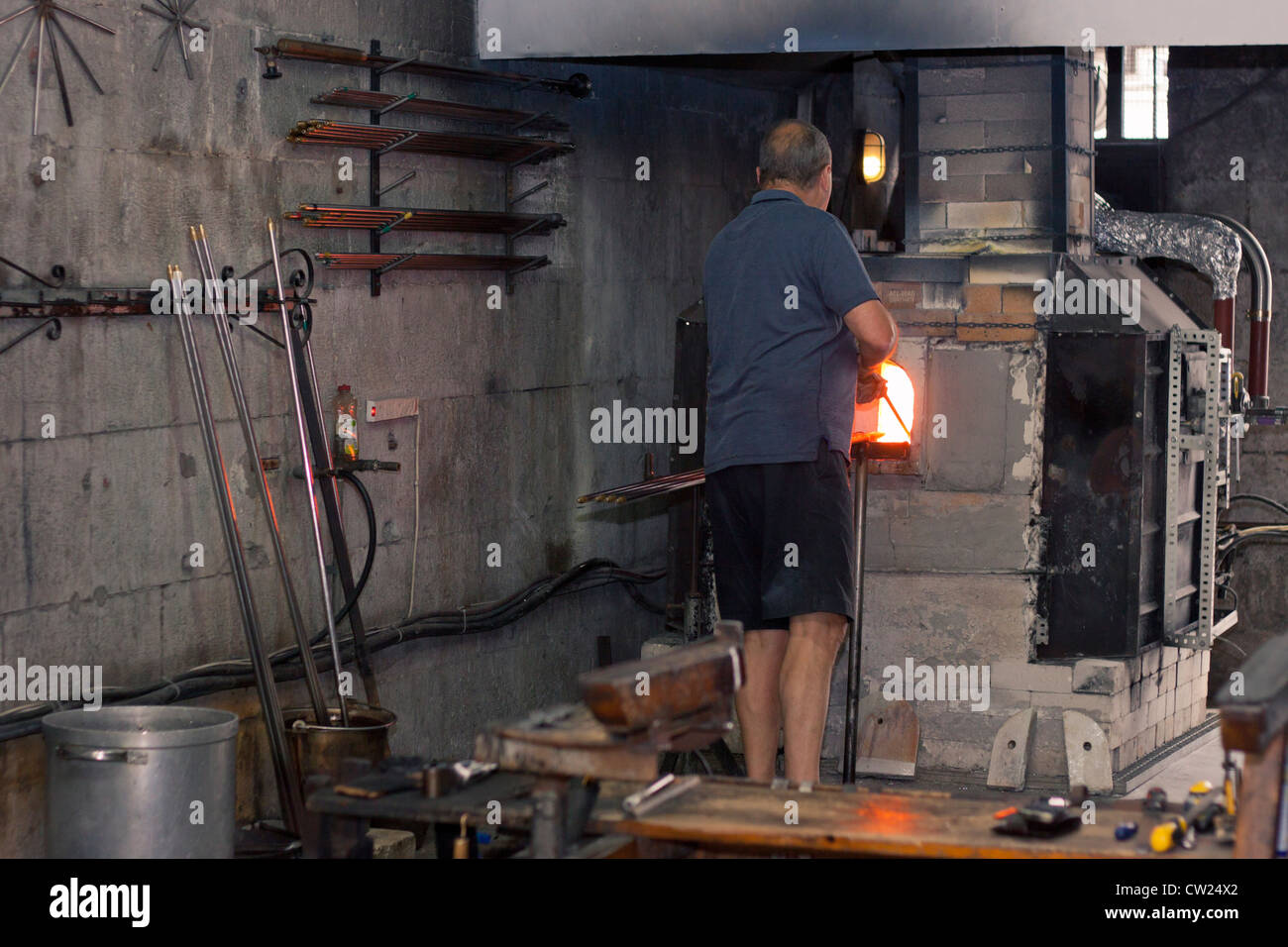 Glassmaker hi-res stock photography and images - Alamy