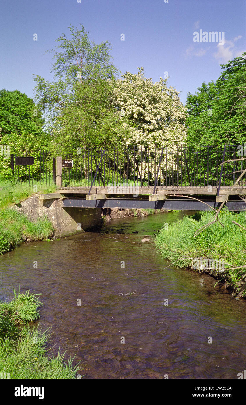 Braid Burn in Hermitage of Braid & Blackford Hill Local Nature Reserve ...