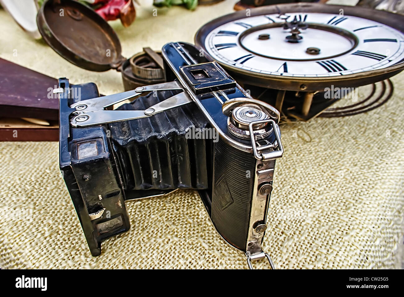 Old photo camera. Antiques Fair in Timisoara, Romania Stock Photo - Alamy