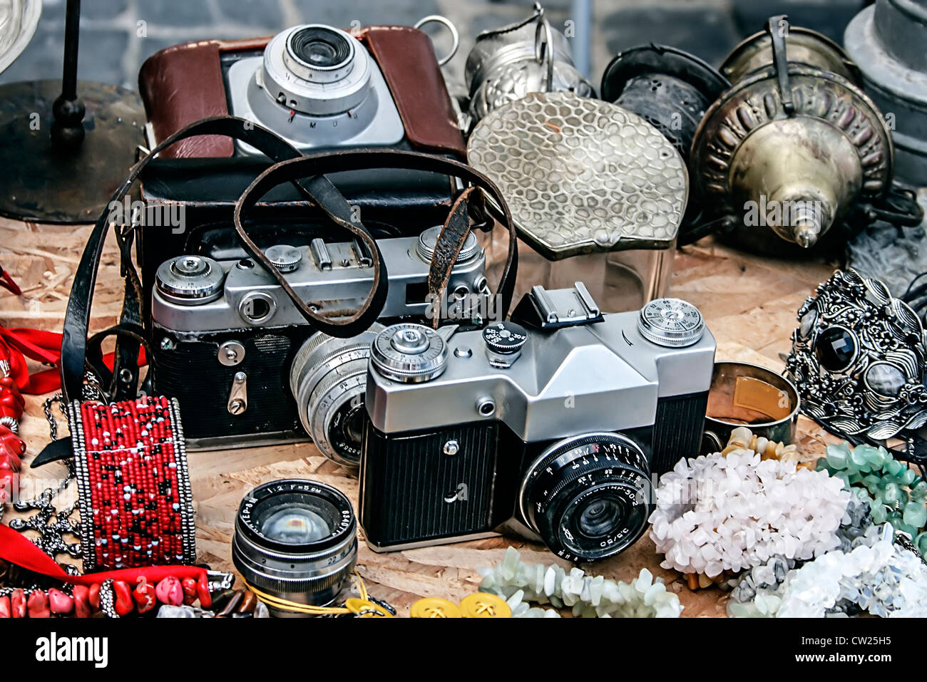 Old photo camera. Antiques Fair in Timisoara, Romania Stock Photo - Alamy