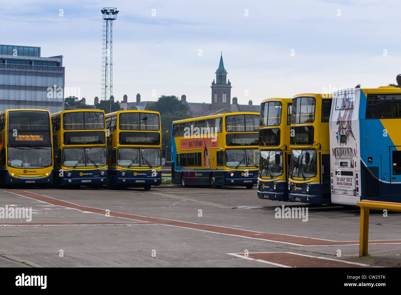 Dublin bus depot at conyngham road hi-res stock photography and images ...