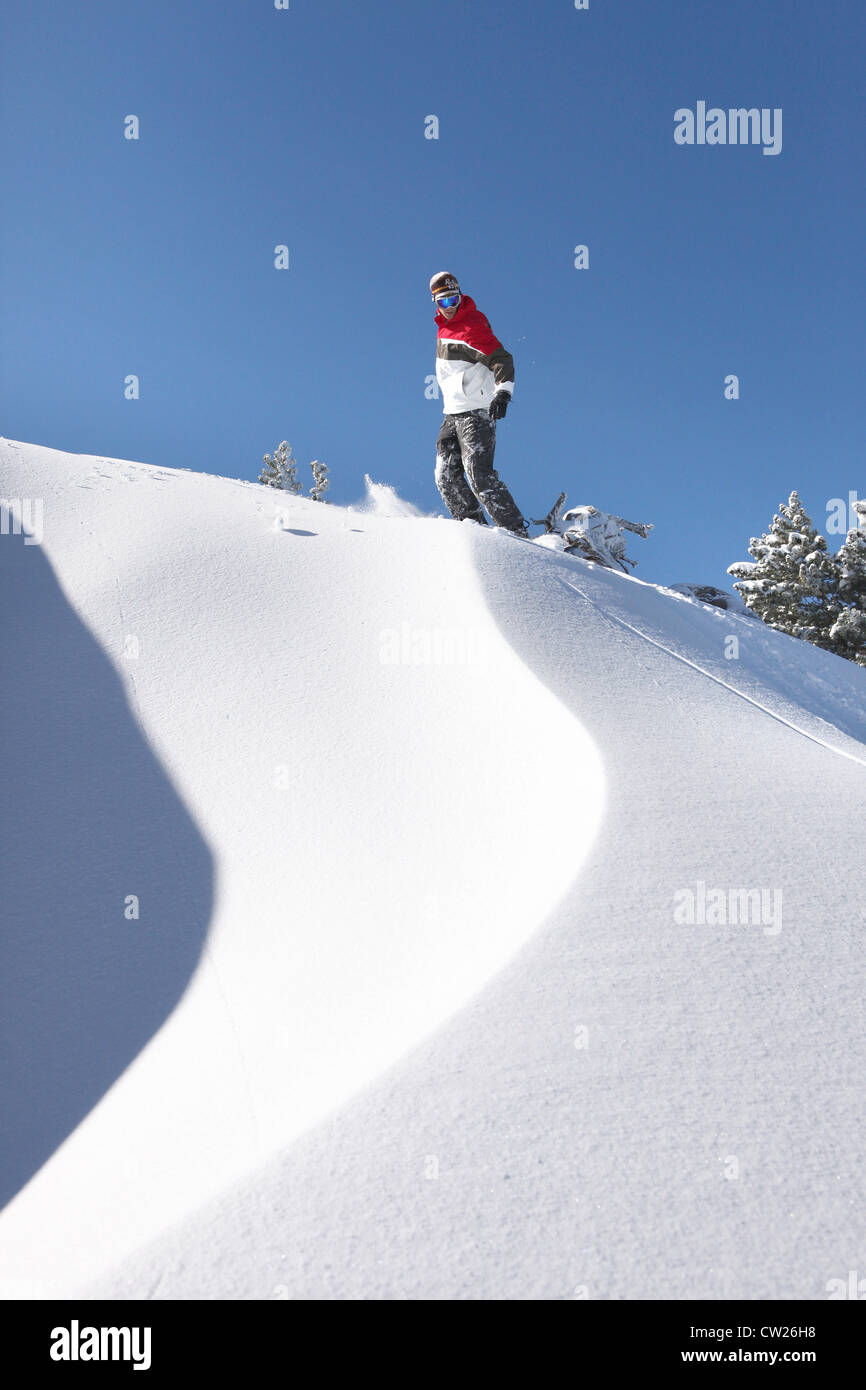 Snowboard cliff hi-res stock photography and images - Alamy