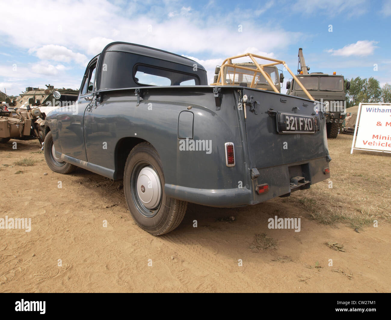 Force standard machine hi-res stock photography and images - Alamy