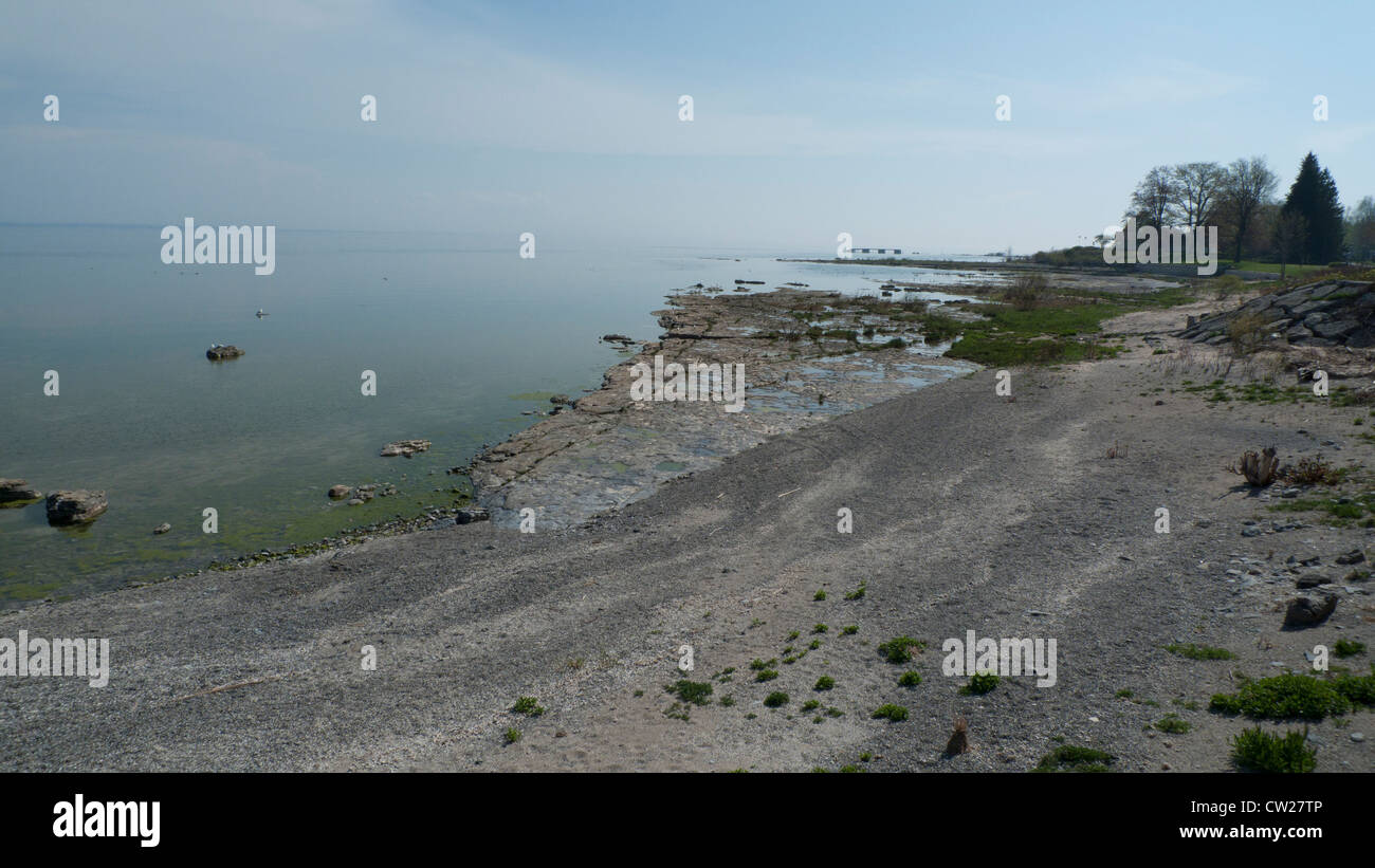 A view of Lake Erie and Erie Beach at Fort Erie, Ontario, Canada KATHY ...