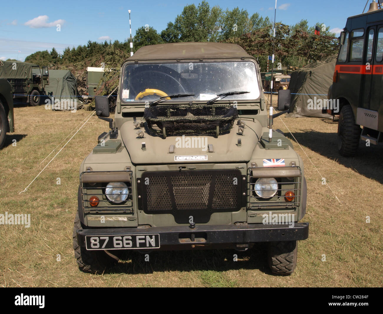 Land rover wolf hi-res stock photography and images - Alamy