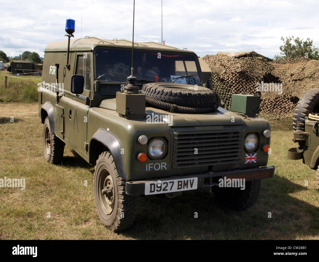 Land rover 110 military hi-res stock photography and images - Alamy