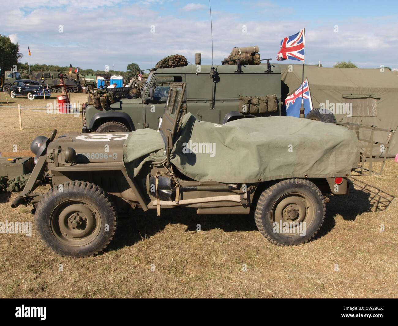 Jeep tank hi-res stock photography and images - Alamy
