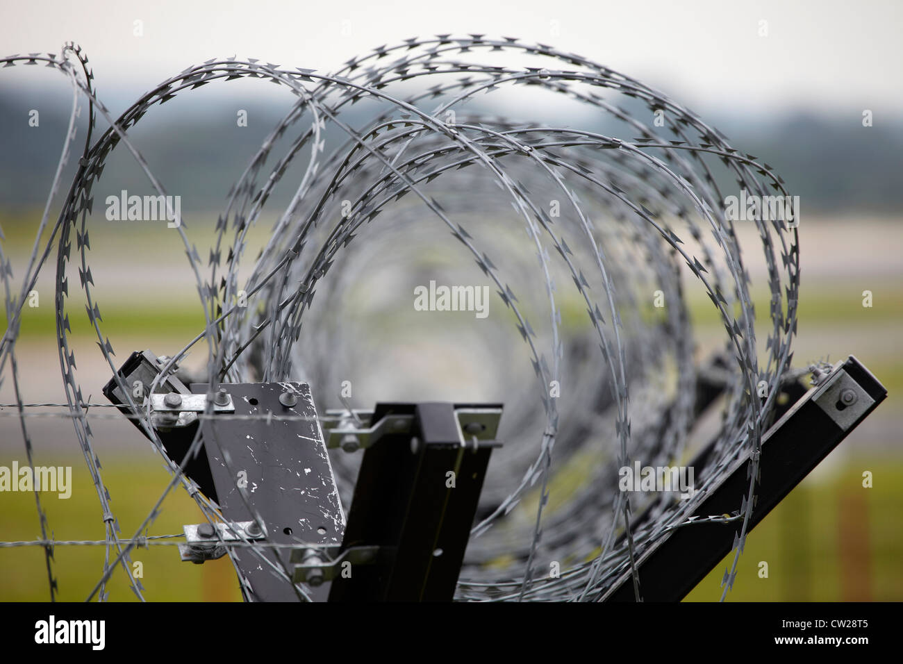 Razer Wire High Resolution Stock Photography and Images - Alamy