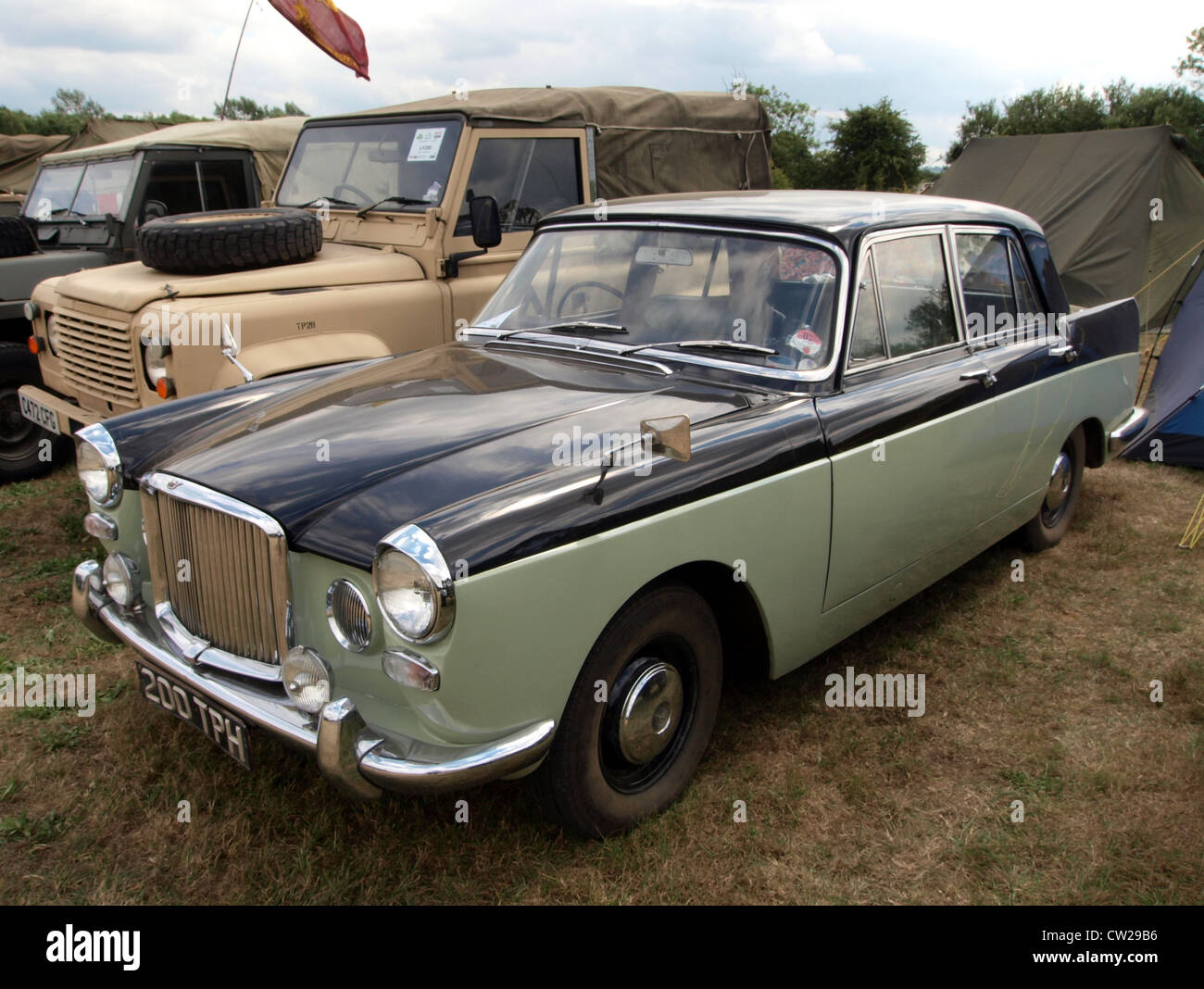 Saloon 1950s hi-res stock photography and images - Alamy