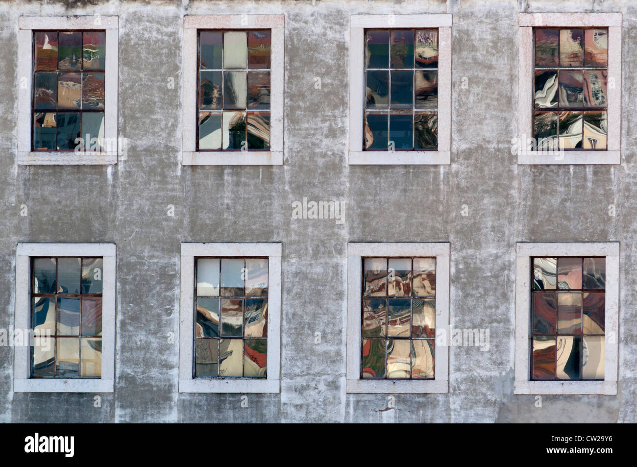 Industrial building windows hi-res stock photography and images - Alamy