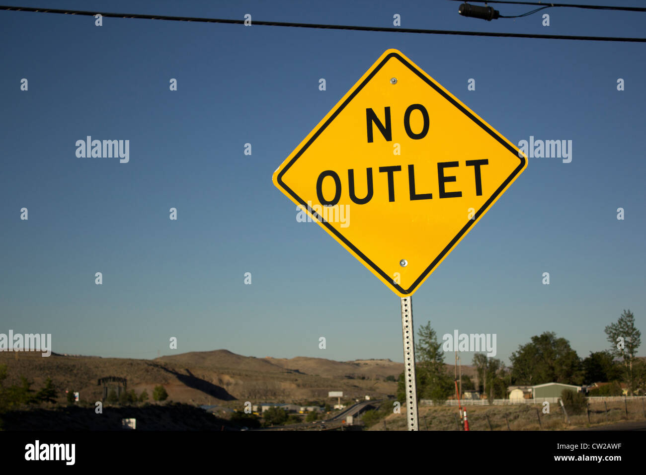 no outlet yellow road hazard sign Stock Photo - Alamy