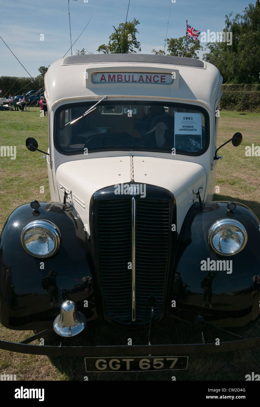 A 1941 Morris Van World War 2 WWII Ambulance Stock Photo - Alamy
