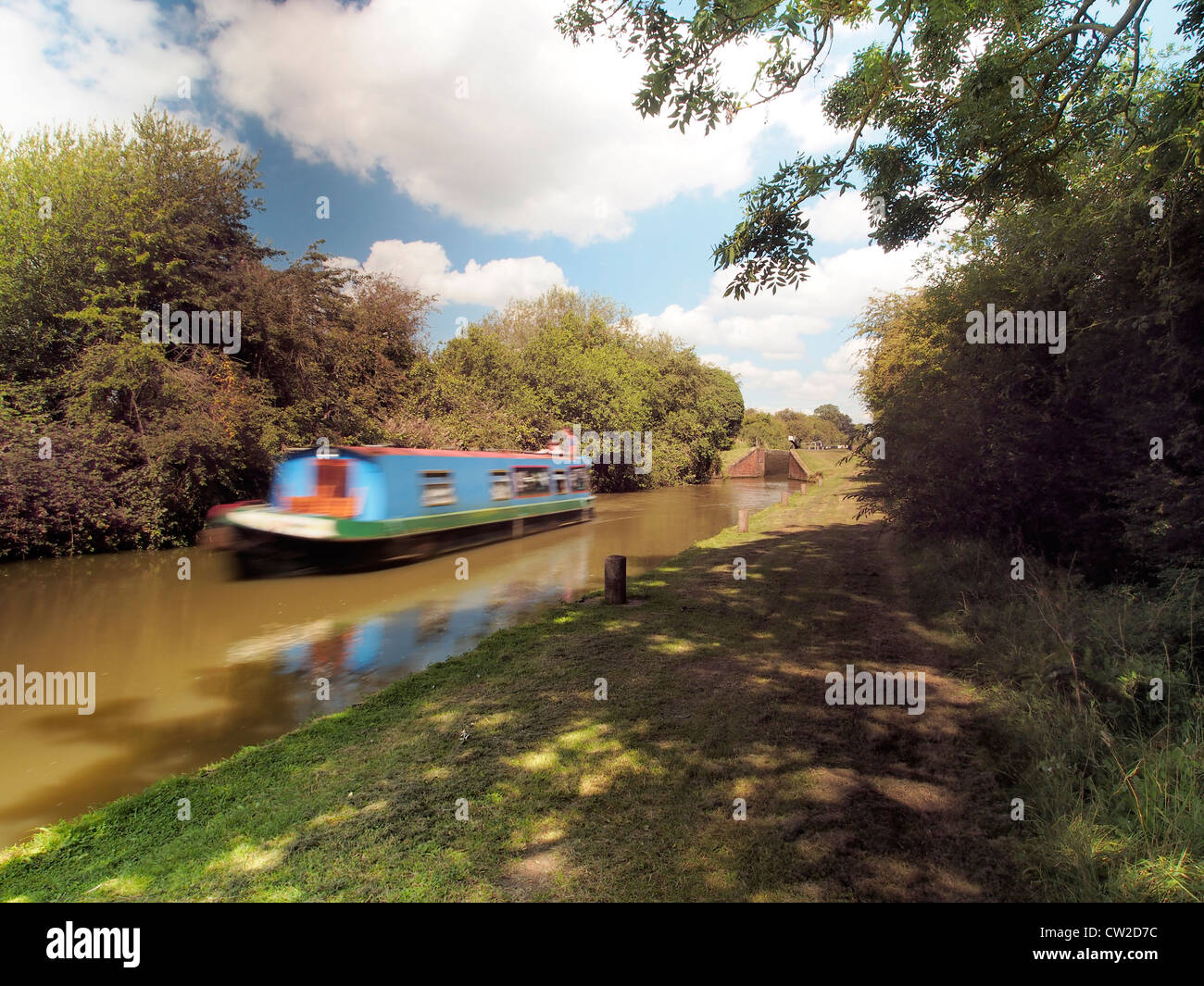 barge along the edstone canal Stock Photo - Alamy