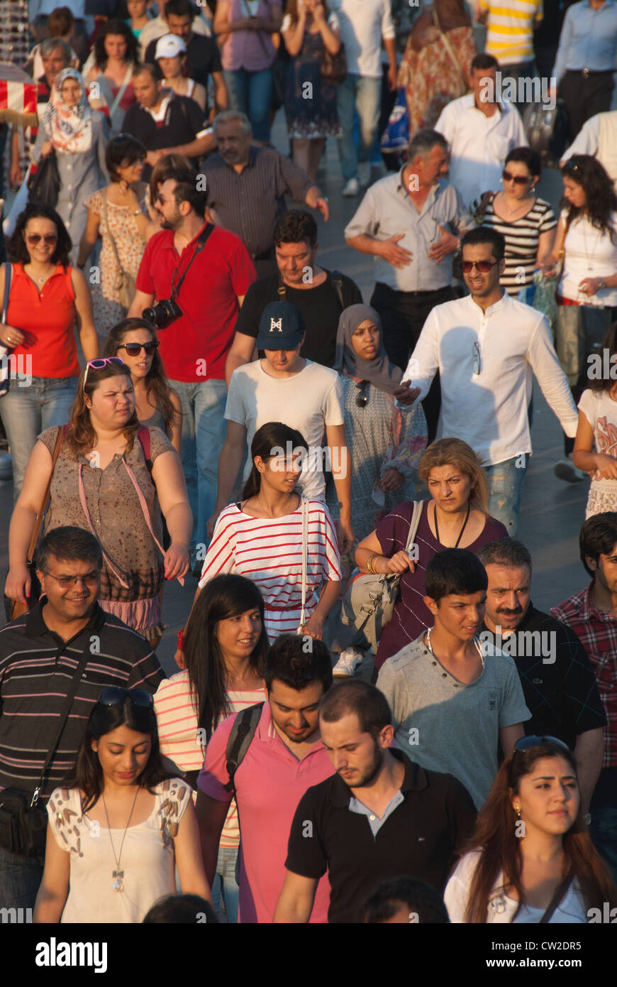 Crowded districts of istanbul hi-res stock photography and images - Alamy