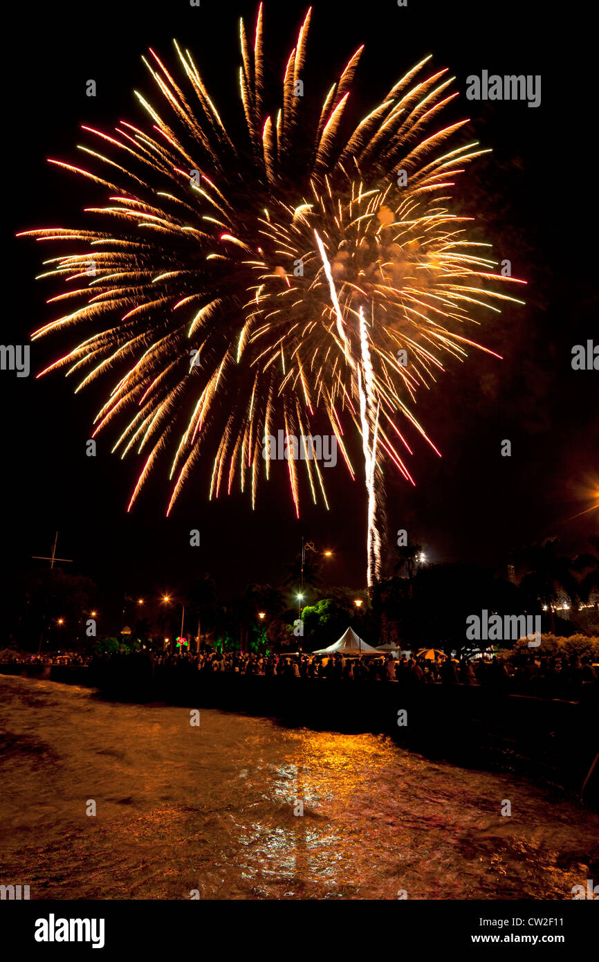 Individual fireworks hi-res stock photography and images - Alamy