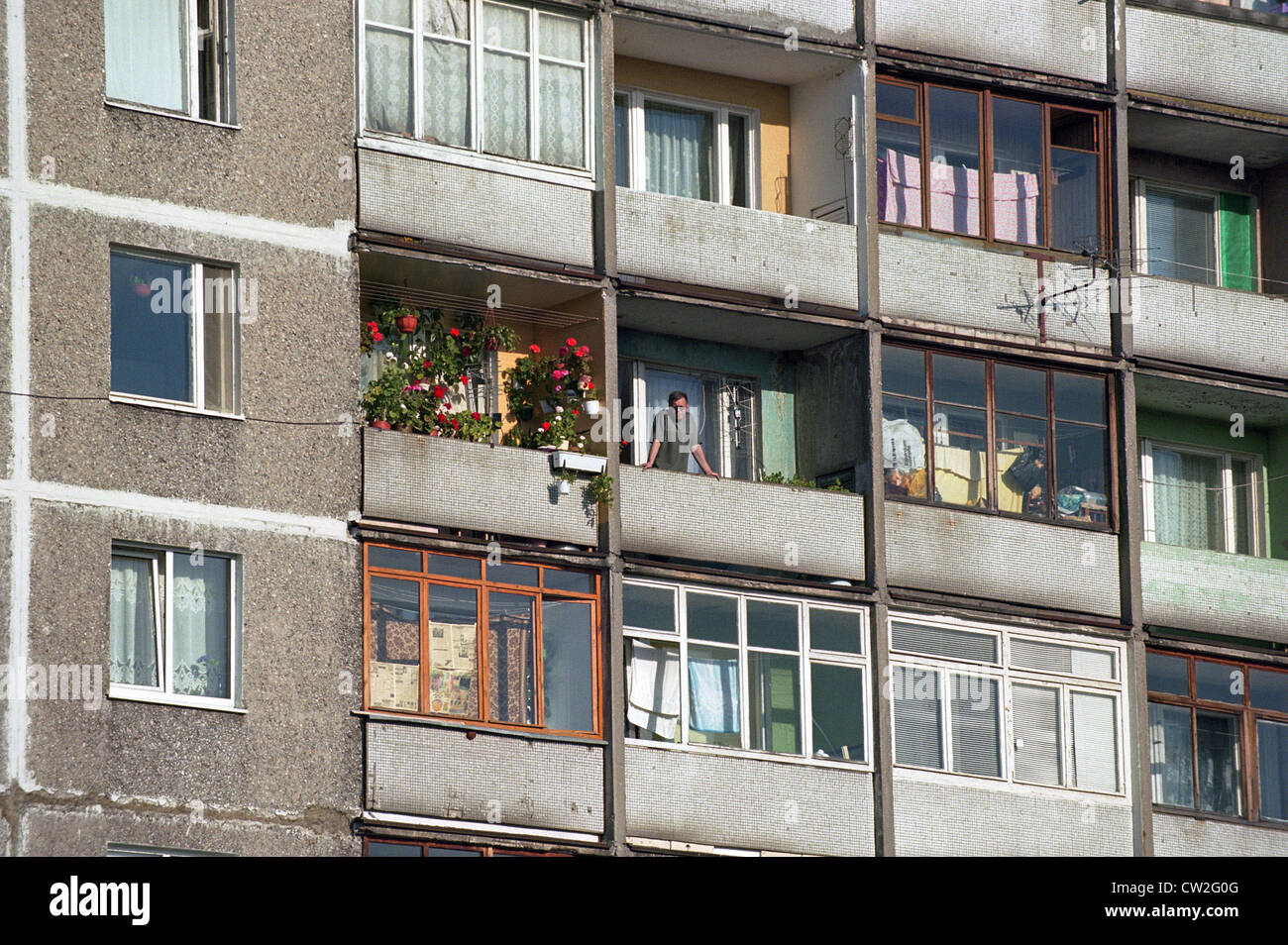 Run-down apartment block in Kaliningrad, Russia Stock Photo - Alamy