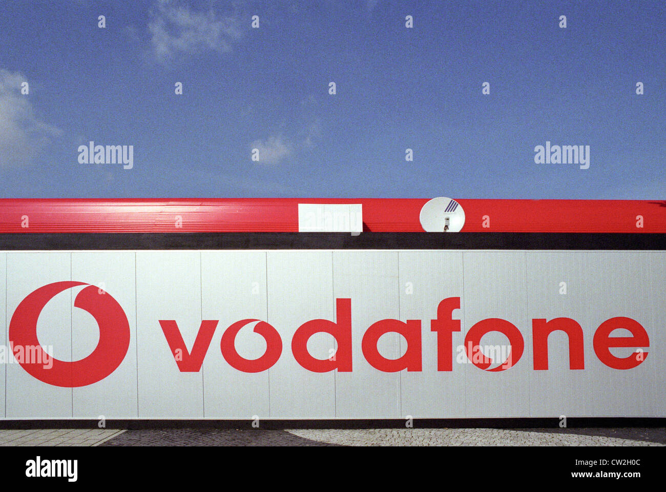 Dish network logo hi-res stock photography and images - Alamy