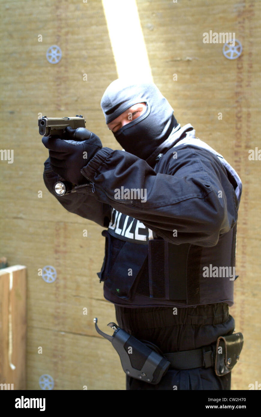 Police swat team exercise anti hi-res stock photography and images - Alamy