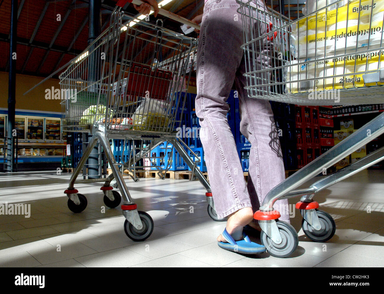 Jostling in the supermarket Stock Photo - Alamy