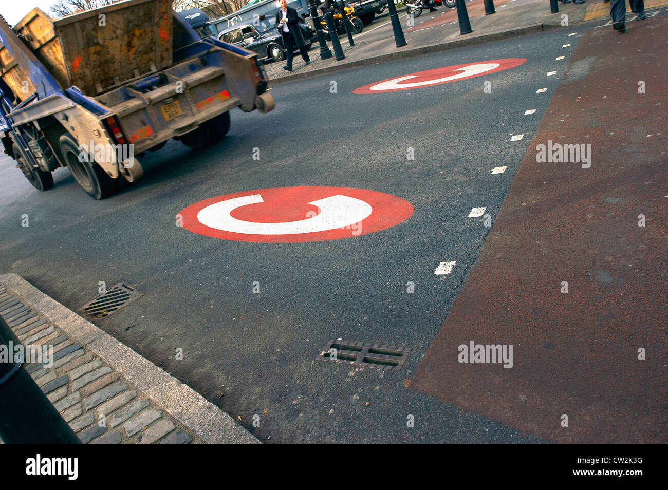 Congestion charge area sign on a road. Central London, UK Stock Photo ...