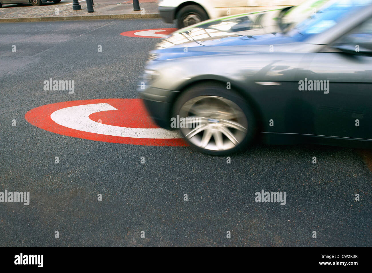 Congestion charge area sign on a road. Central London, UK Stock Photo ...