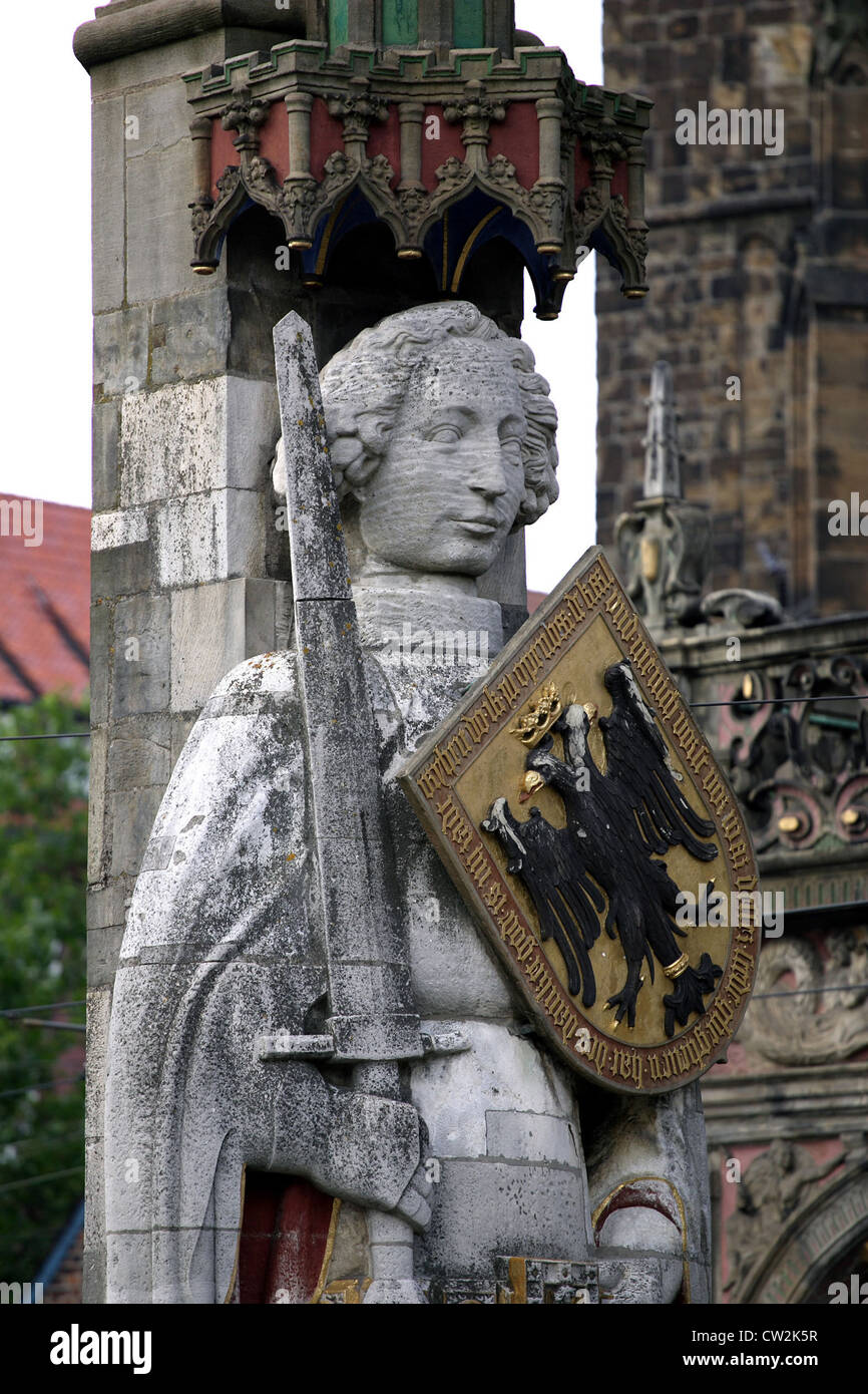 Bremen-The Bremen Roland, symbol of the city in the town square Stock ...