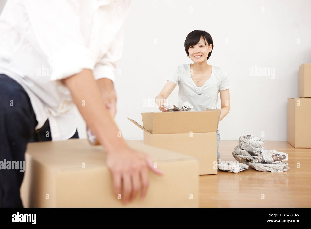 Side packing hi-res stock photography and images - Alamy