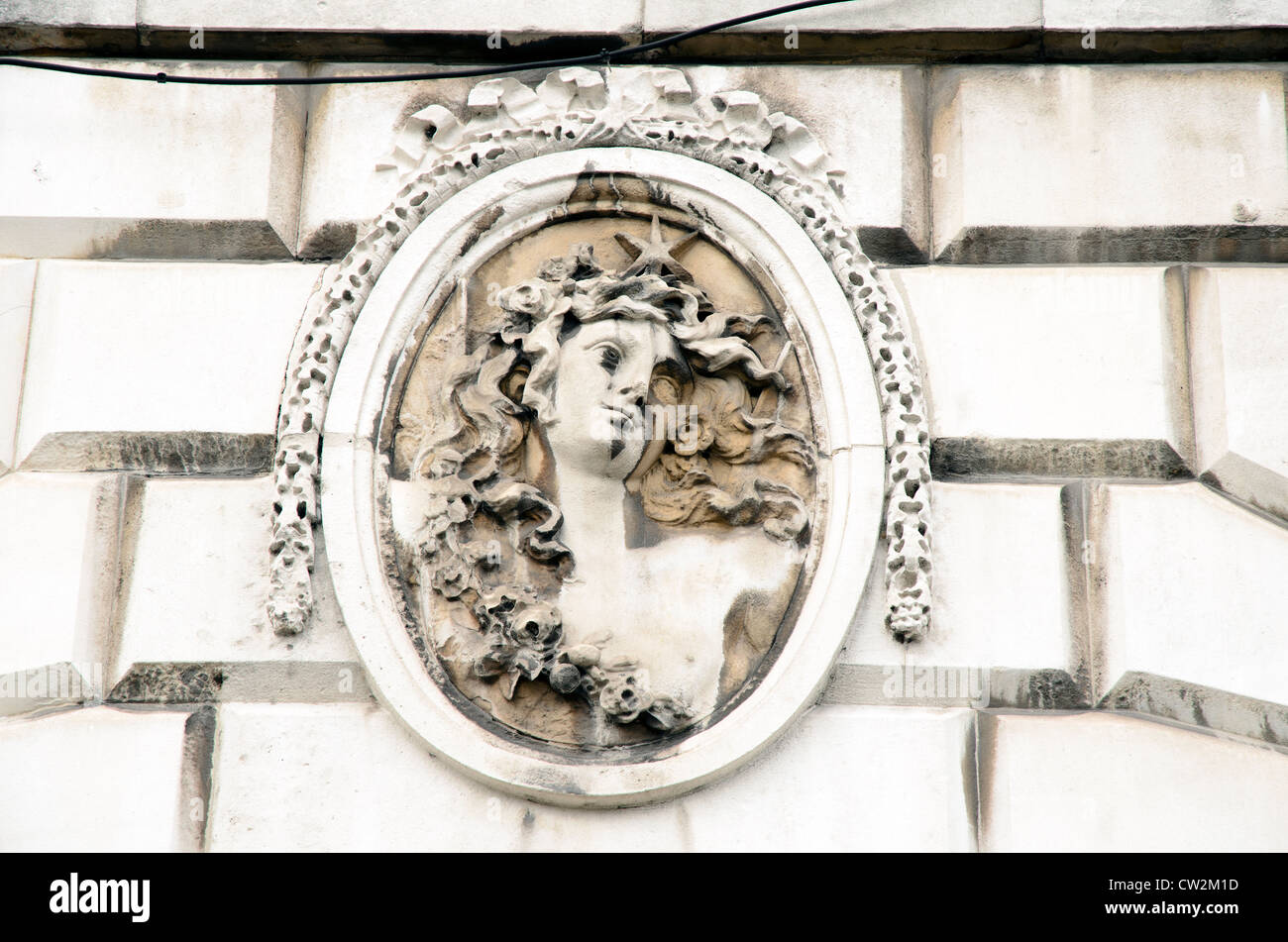 London bas relief hi-res stock photography and images - Alamy