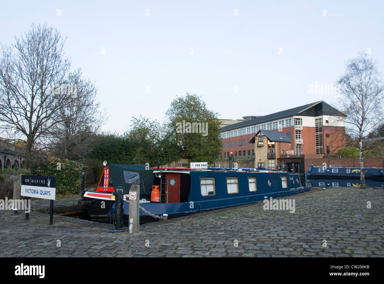 Canal Boat Moored at Victoria Quays Canal Basin, Sheffield UK Stock ...