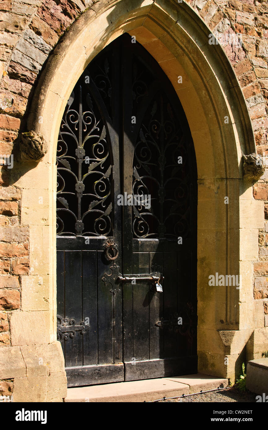 Entry exterior hi-res stock photography and images - Alamy