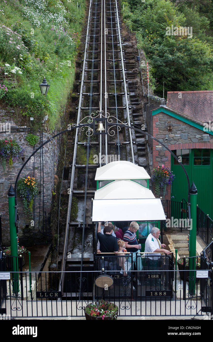 Lynton and lynmouth funicular cliff railway hi-res stock photography ...