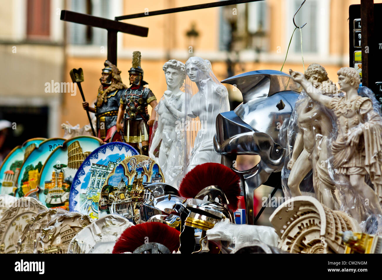 A stall of Roman souvenirs Stock Photo - Alamy
