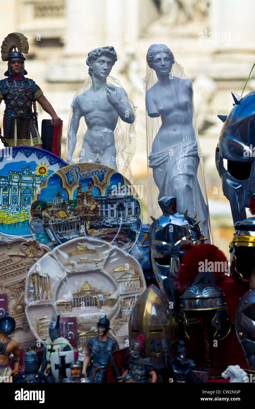 A stall of Roman souvenirs Stock Photo - Alamy